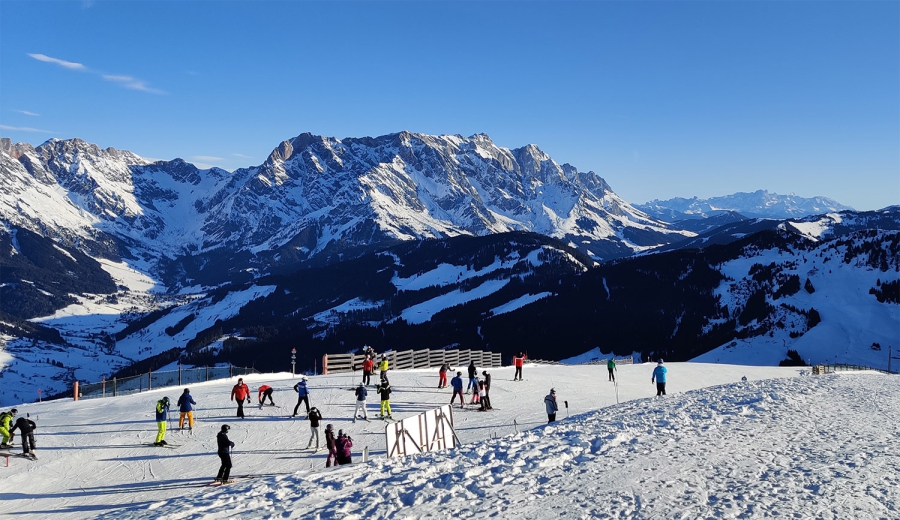 Wintersport Hinterthal - Dorp in Oostenrijk