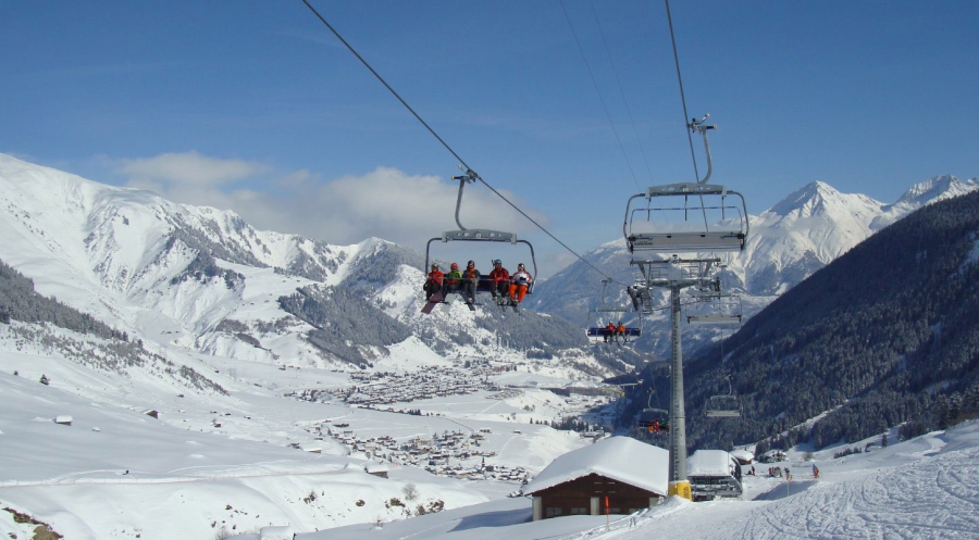 Wintersport SkiArena Andermatt-Sedrun - Skigebied in Zwitserland
